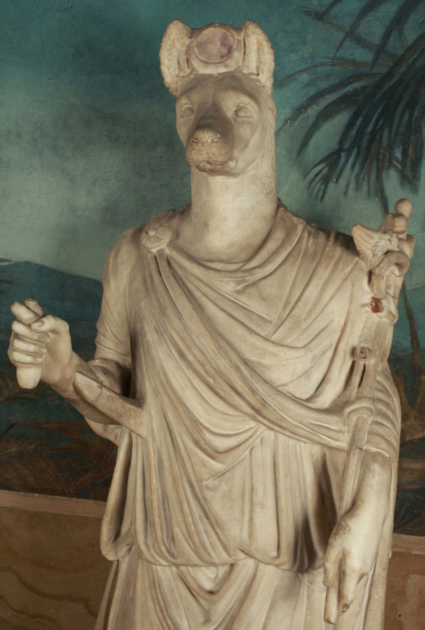 Statue of the god Anubis