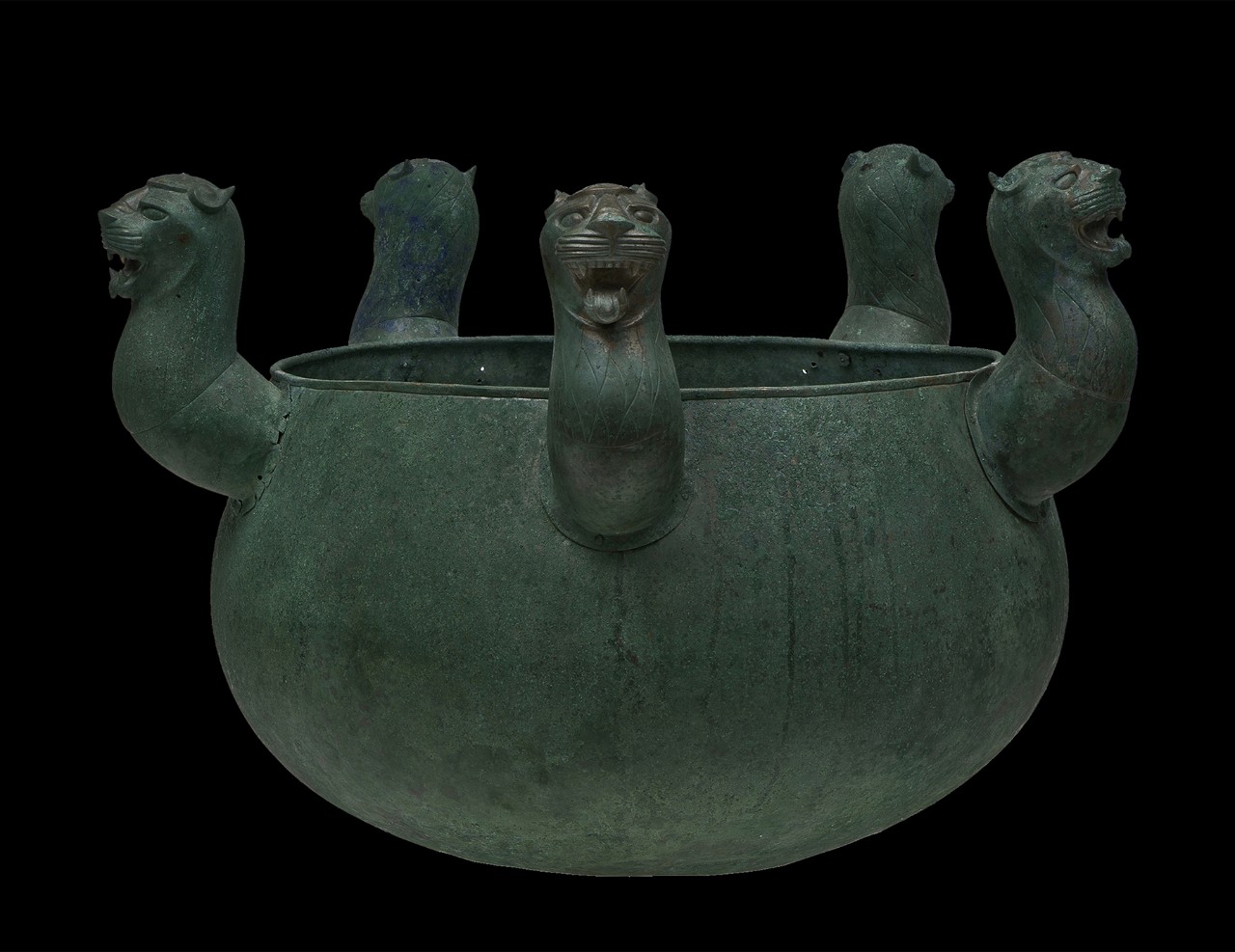 Lebes with lion protomes