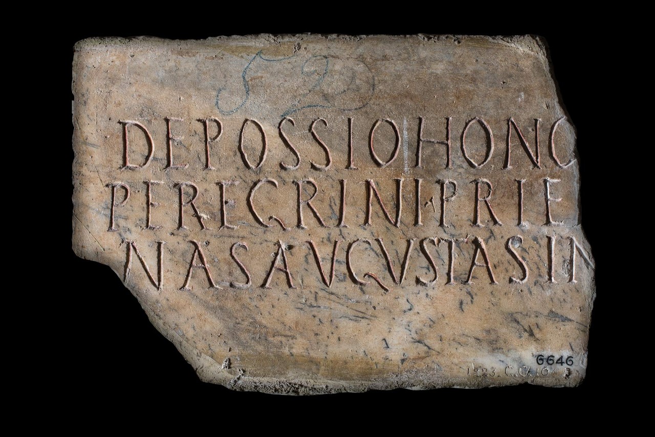 Sailing towards the Jubilee among stone inscriptions and graffiti